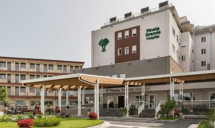 Edilizia ospedaliera: l’ampliamento del Pineta Grande Hospital di ...