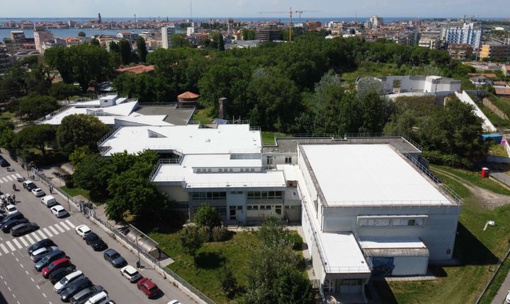 Derbigum nuovo tetto per la scuola Galileo Galilei di Chioggia - Edilportale