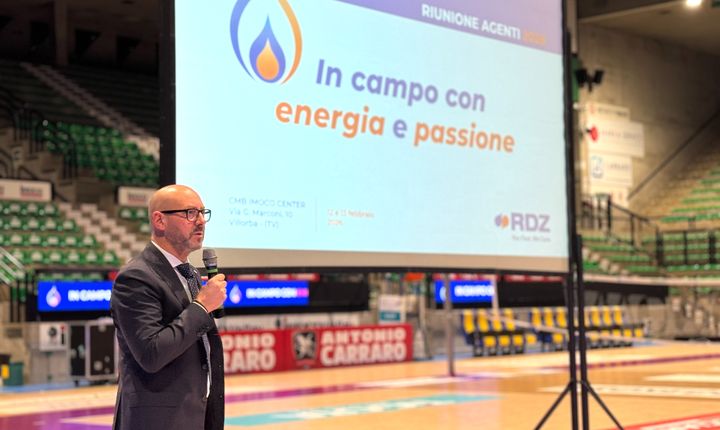 RDZ punta sul gioco di squadra con un torneo di padel - Edilportale