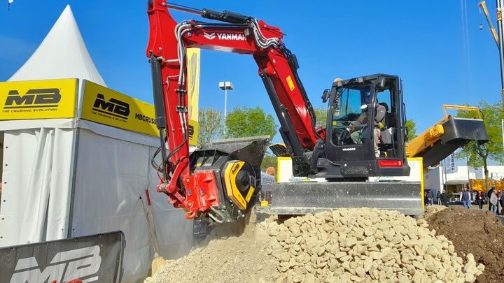 MB Crusher a Intermat 2024 - Edilportale