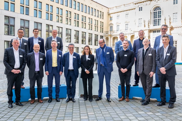 International Xella Colloquium: i sistemi costruttivi minerali per ...