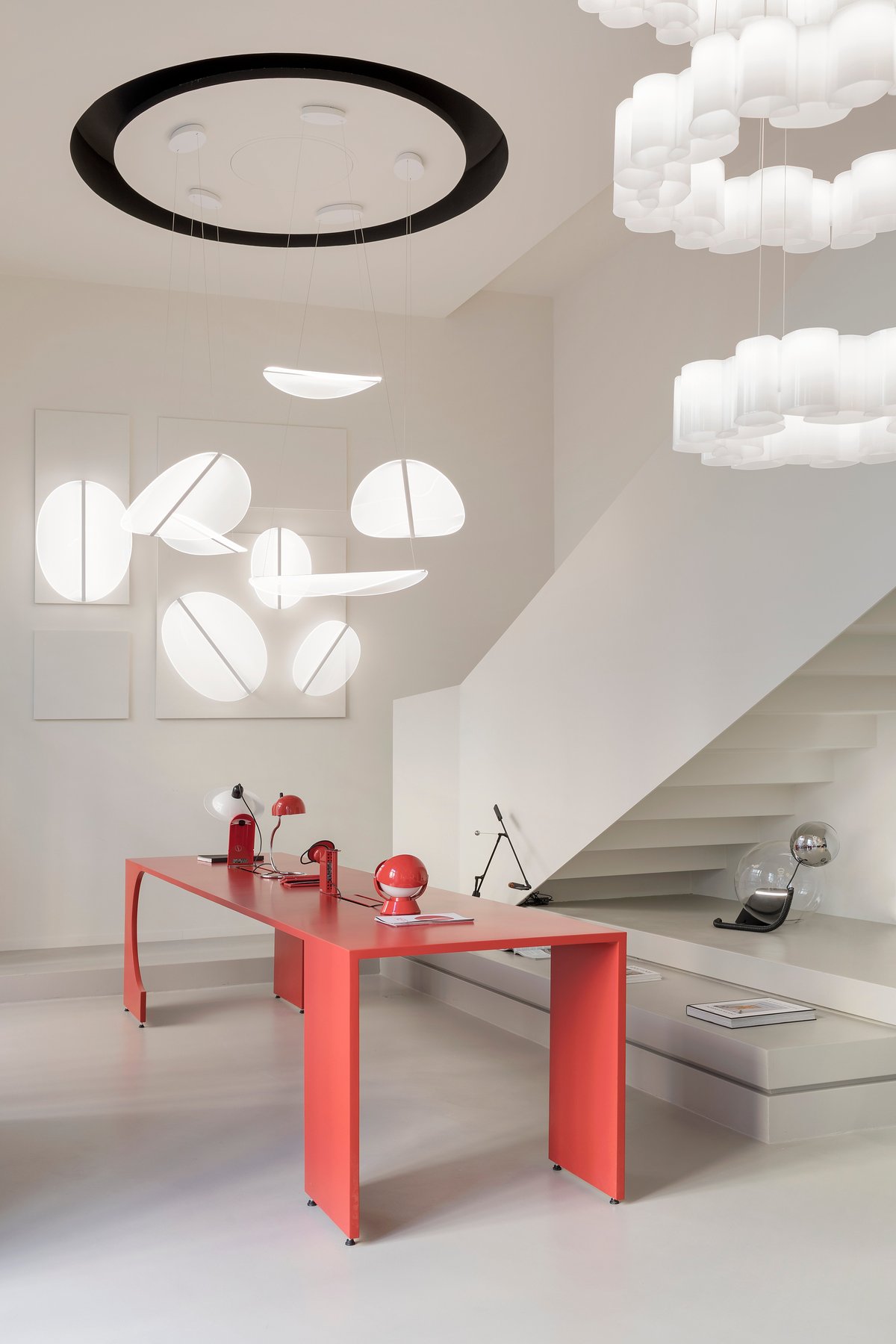 LIGHT HUB, the new Linea Light Group showroom in Milan