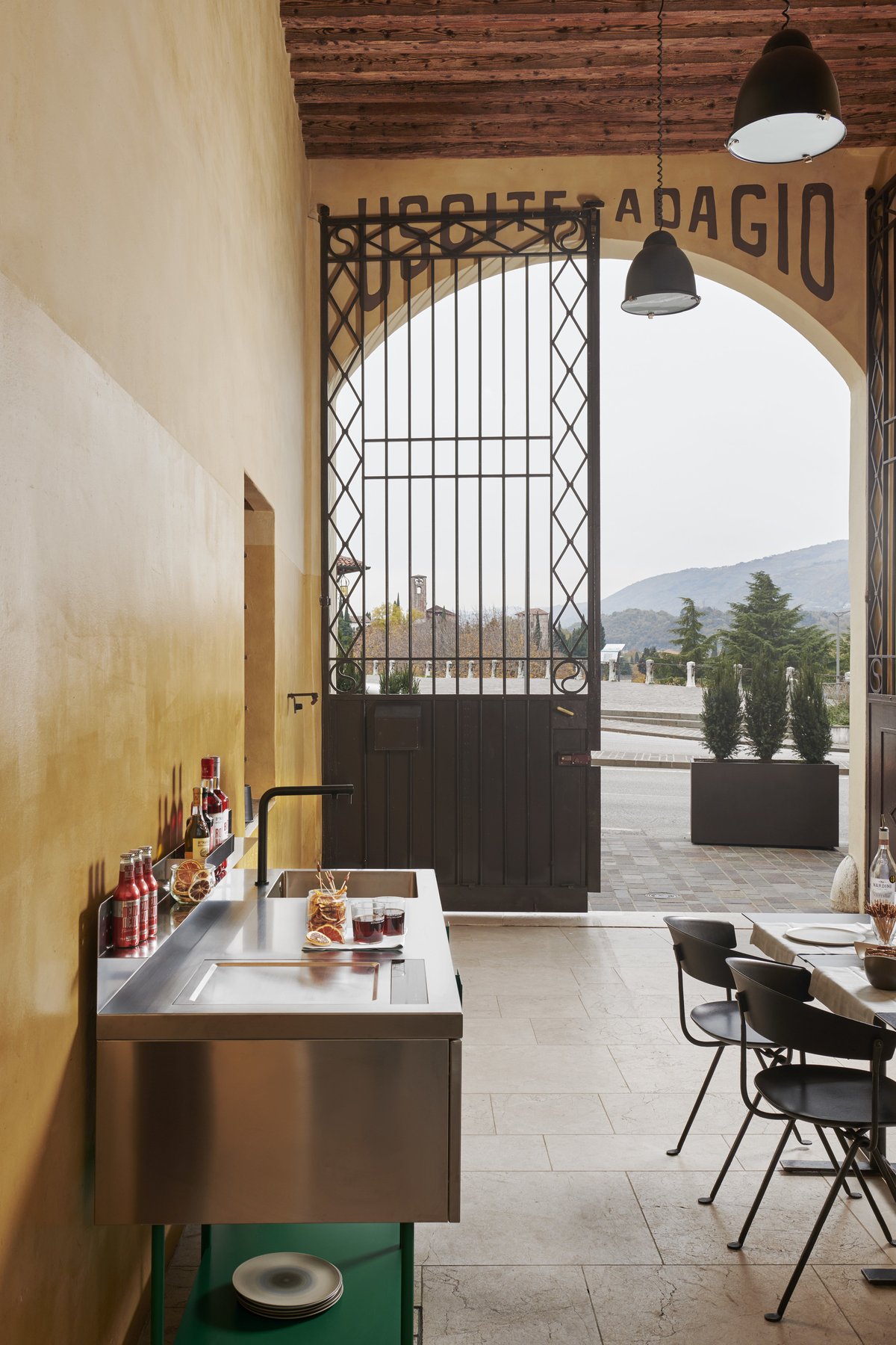 The first Abimis stainless steel kitchen for outdoors