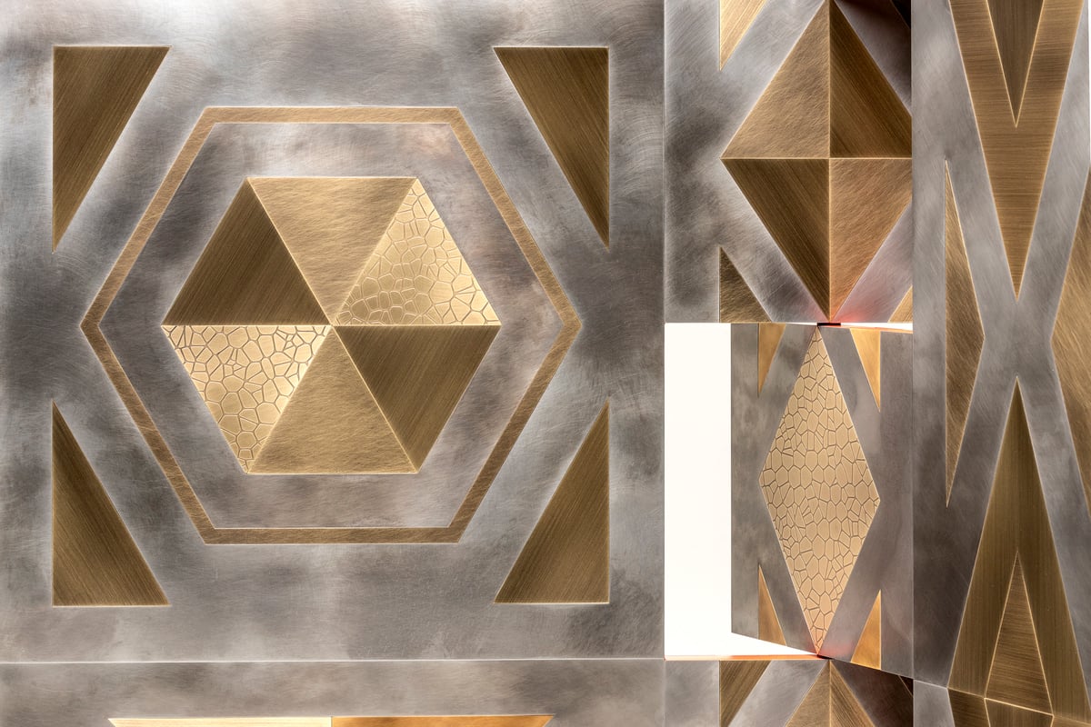 Para-Vimento, the De Castelli metal screen designed by Giampiero Bodino