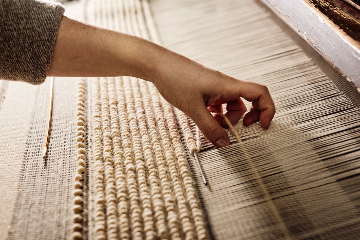 Saba Italia wool carpets handmade in Sardinia