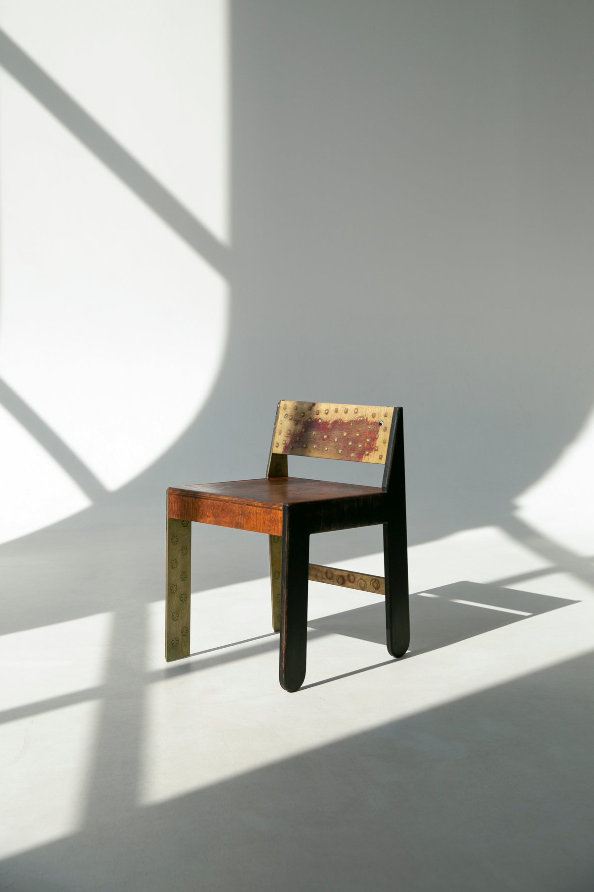 Between the Walls creates artist chairs to auction for Ukraine