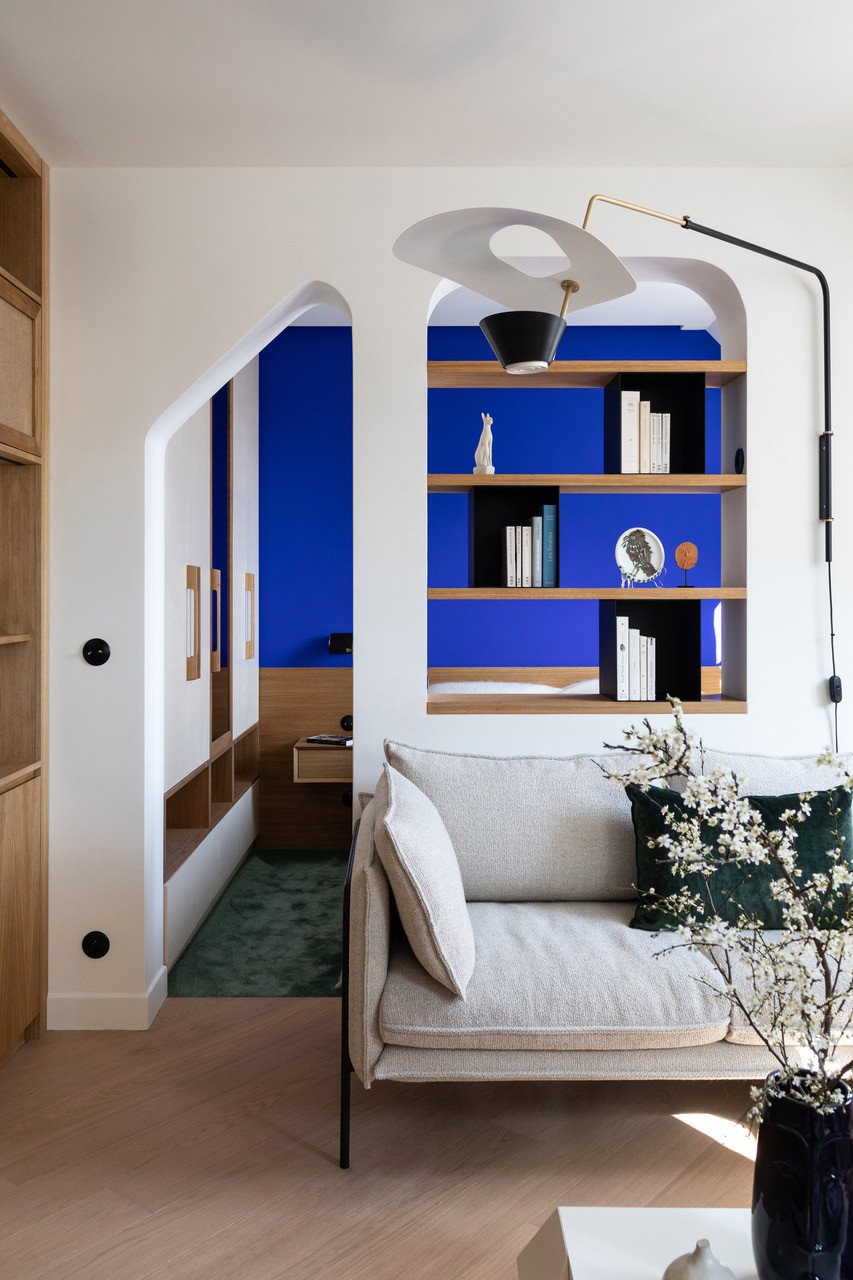 Ressource and the Yves Klein archives recreate International Klein Blue