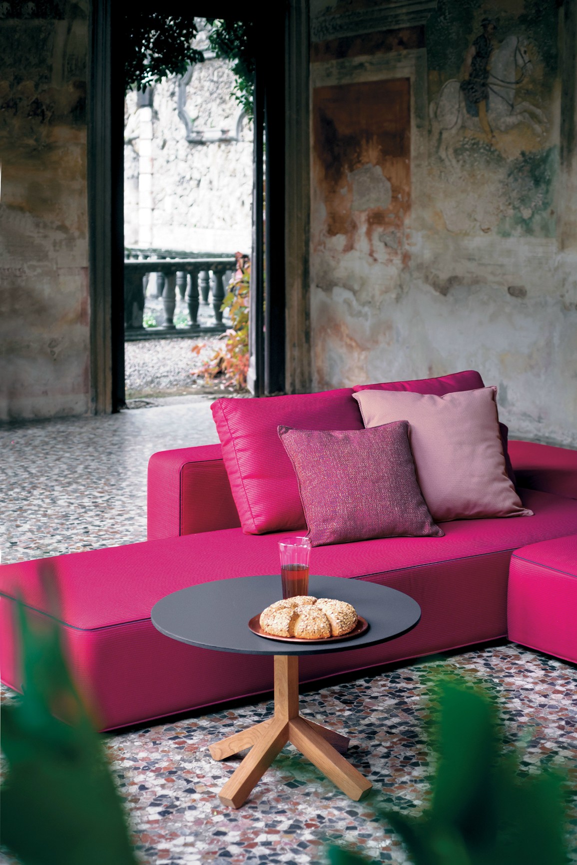 Roda presents Dandy designed by Rodolfo Dordoni