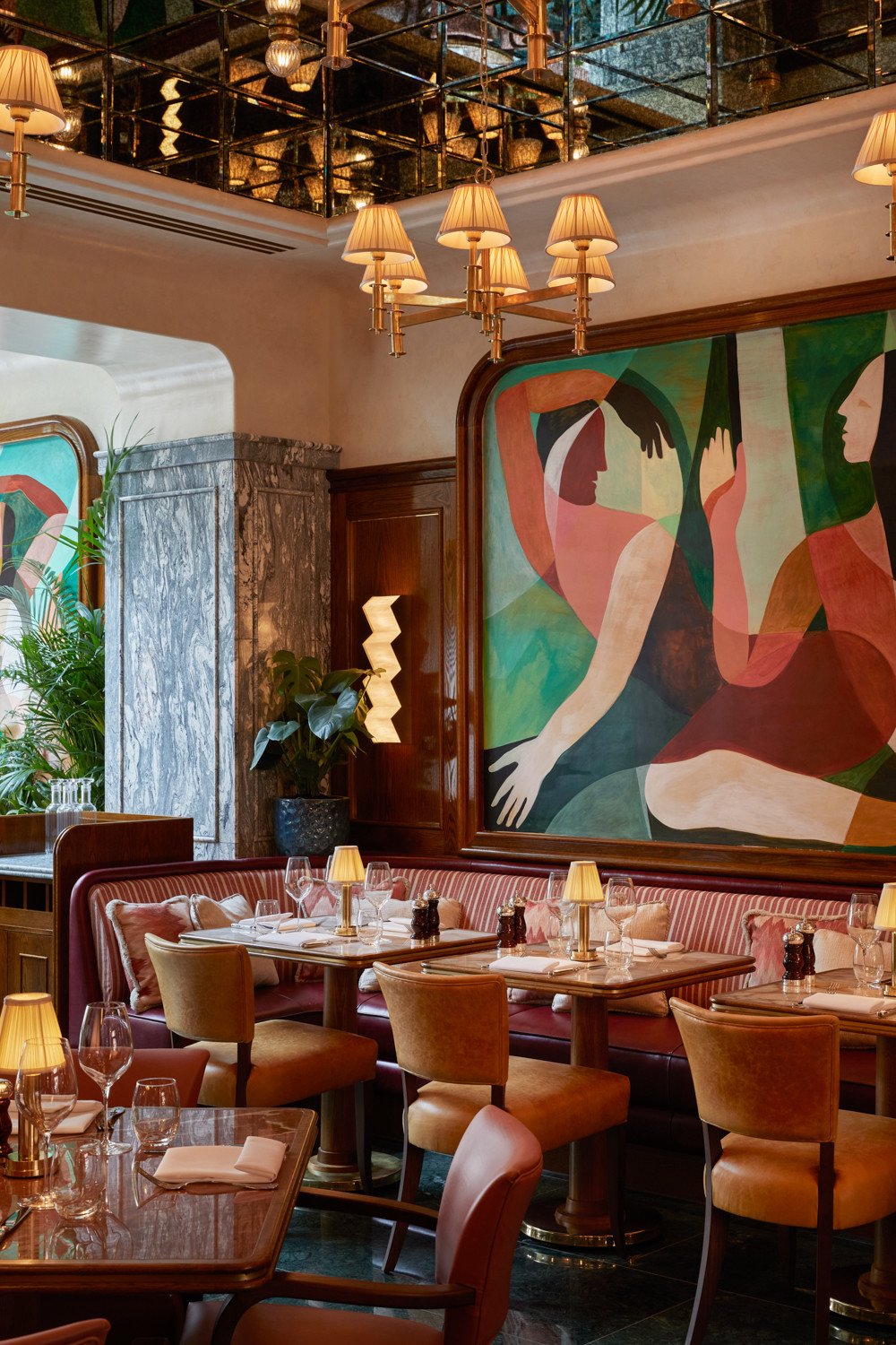 NEOZ Illuminates Award-Winning Cicchetti Knightsbridge by Fettle Design