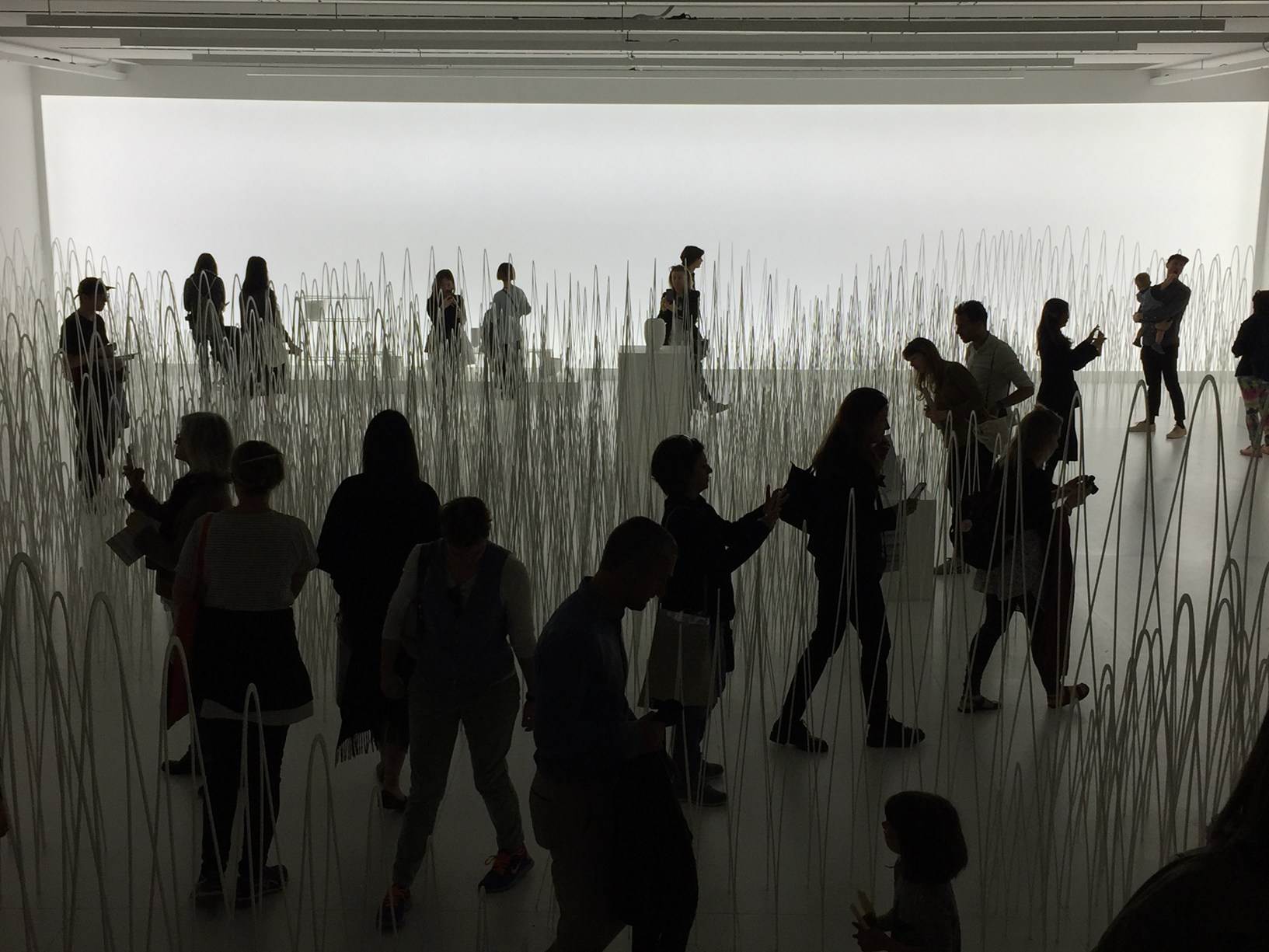 Nendo: Invisible Outlines