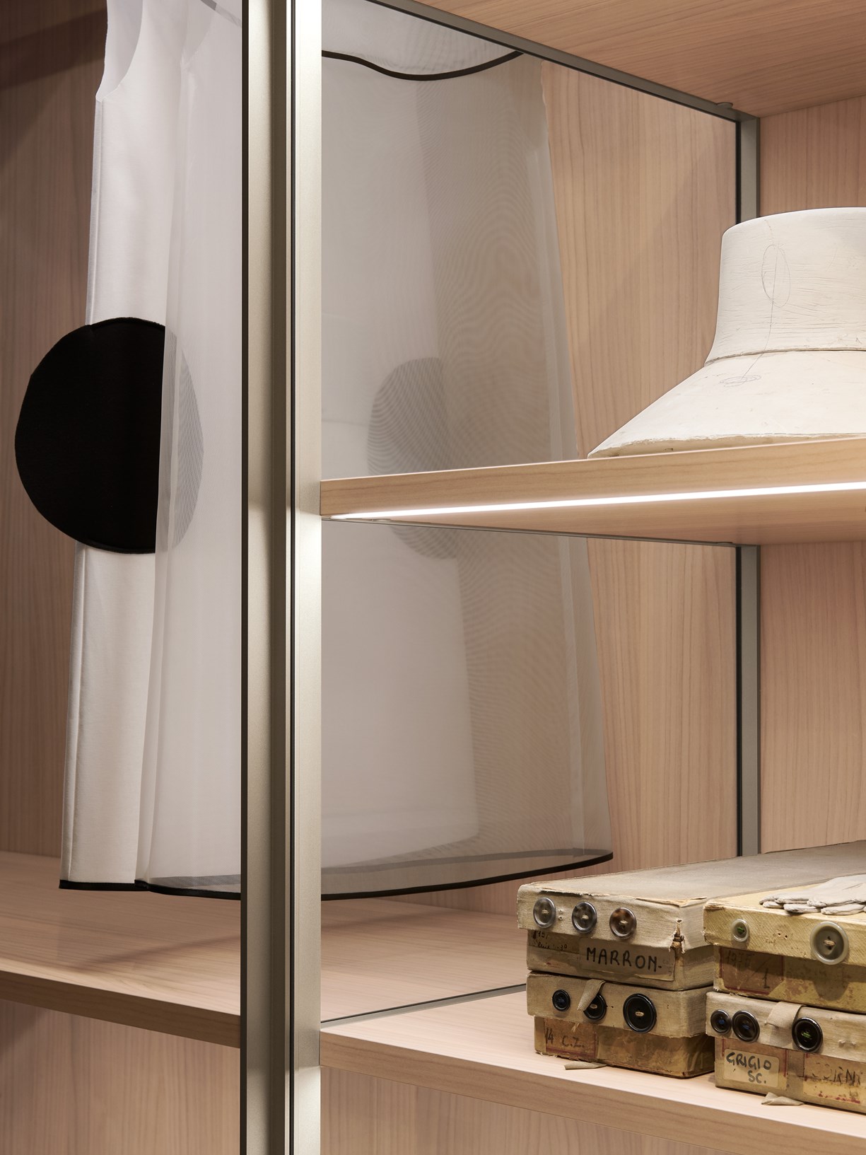 Storage by Porro: Rationality and Functionality