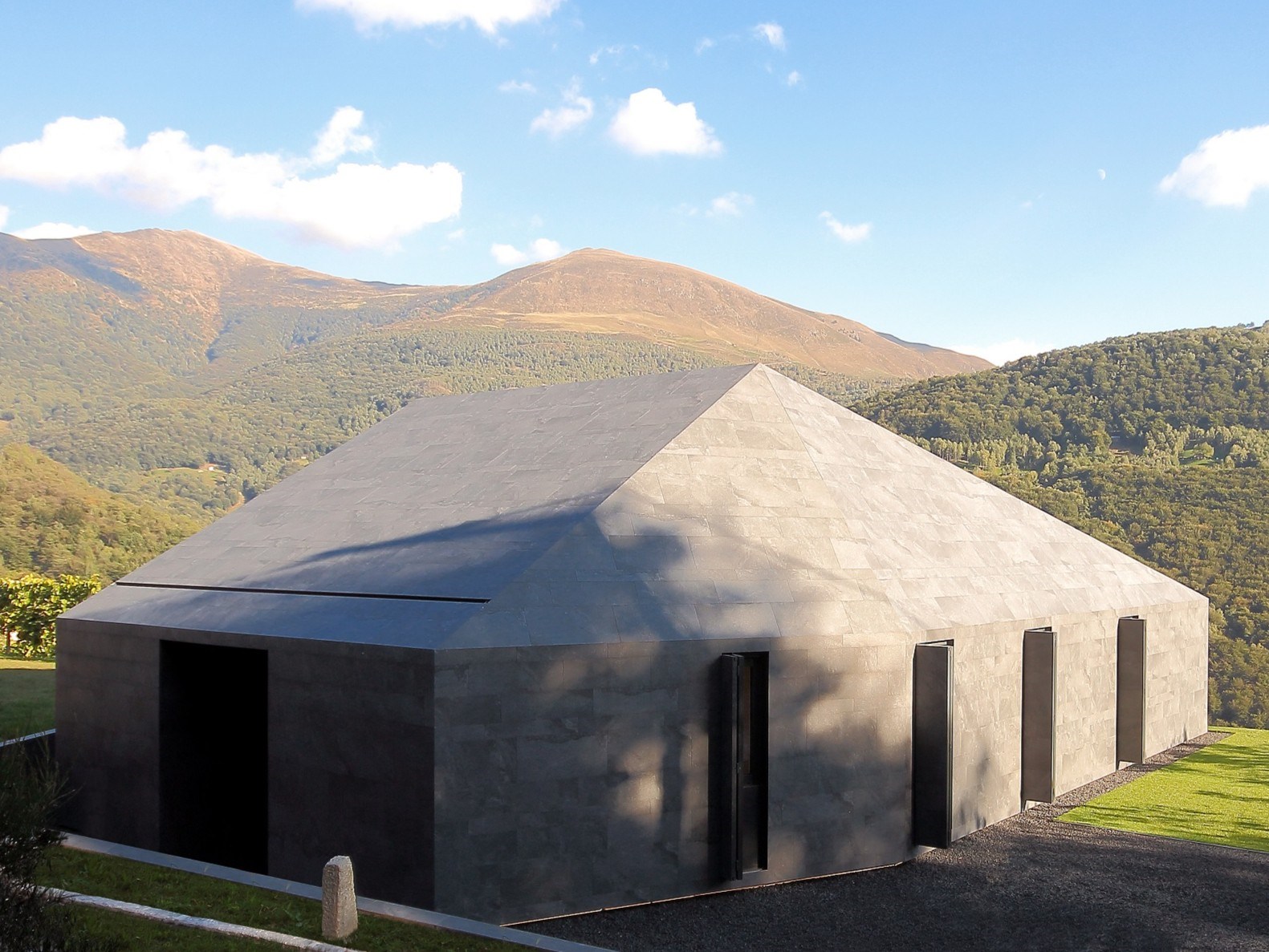 Ceramic Façade Cladding