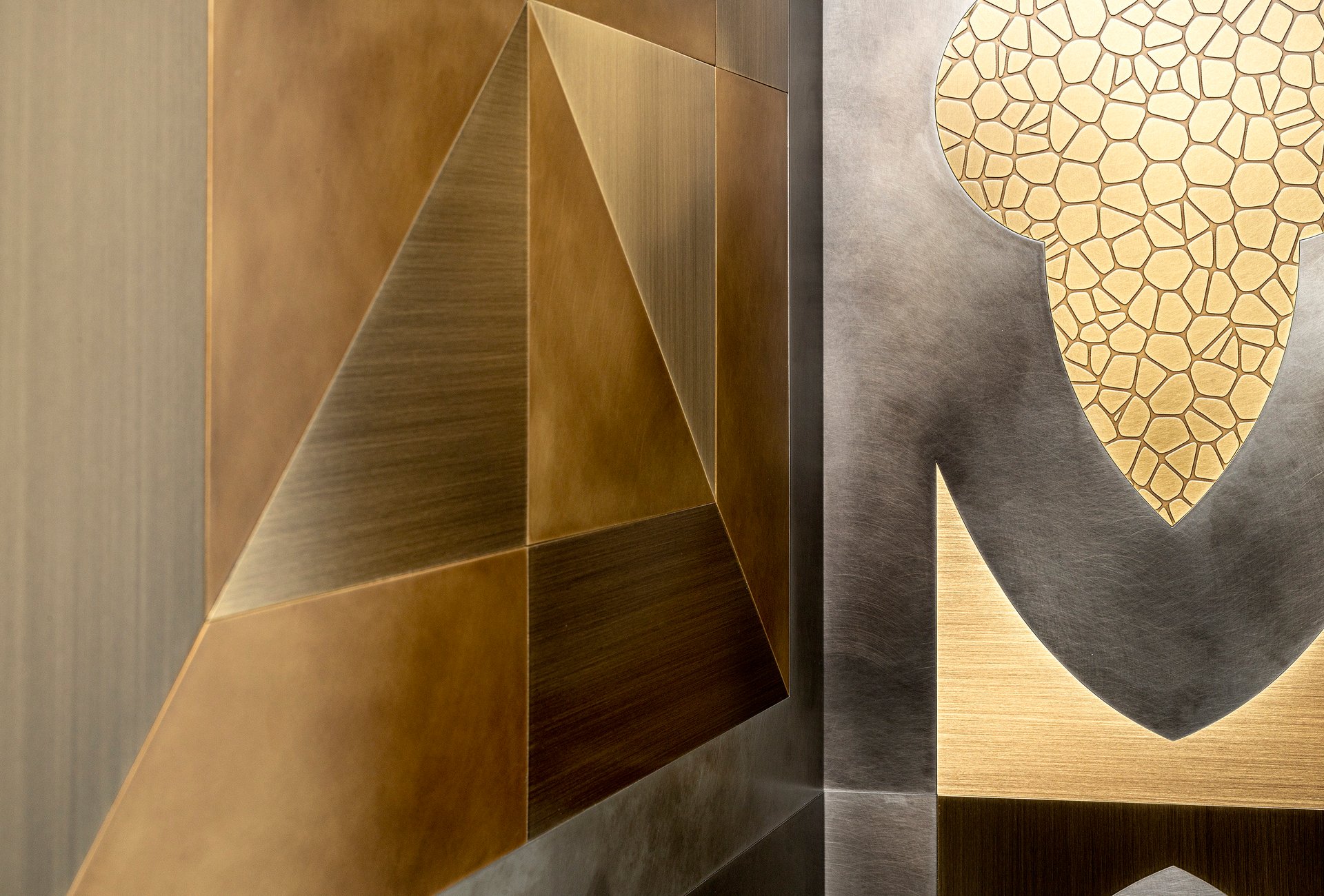 Para-Vimento, the De Castelli metal screen designed by Giampiero Bodino