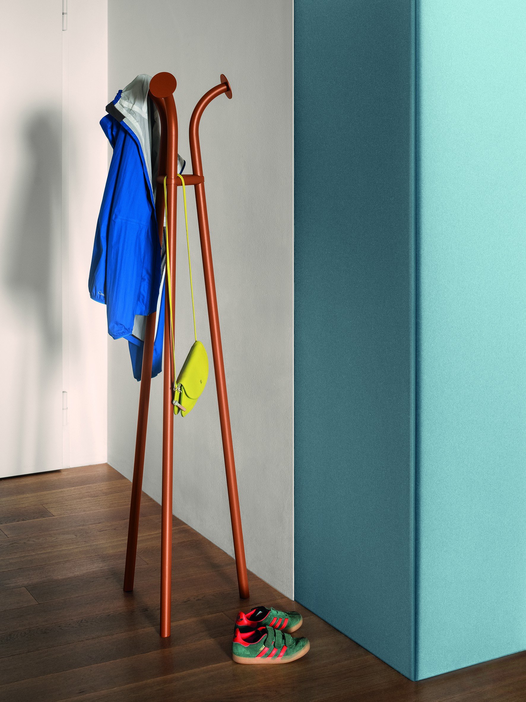 The new Fantin metal furniture designed by Giulio Iacchetti