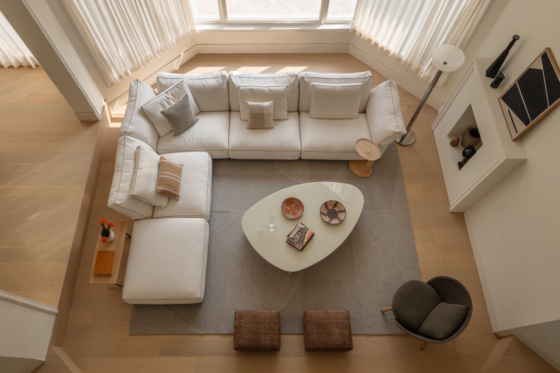 Flexform sofas and furnishings for a Georgian-style villa in Shanghai