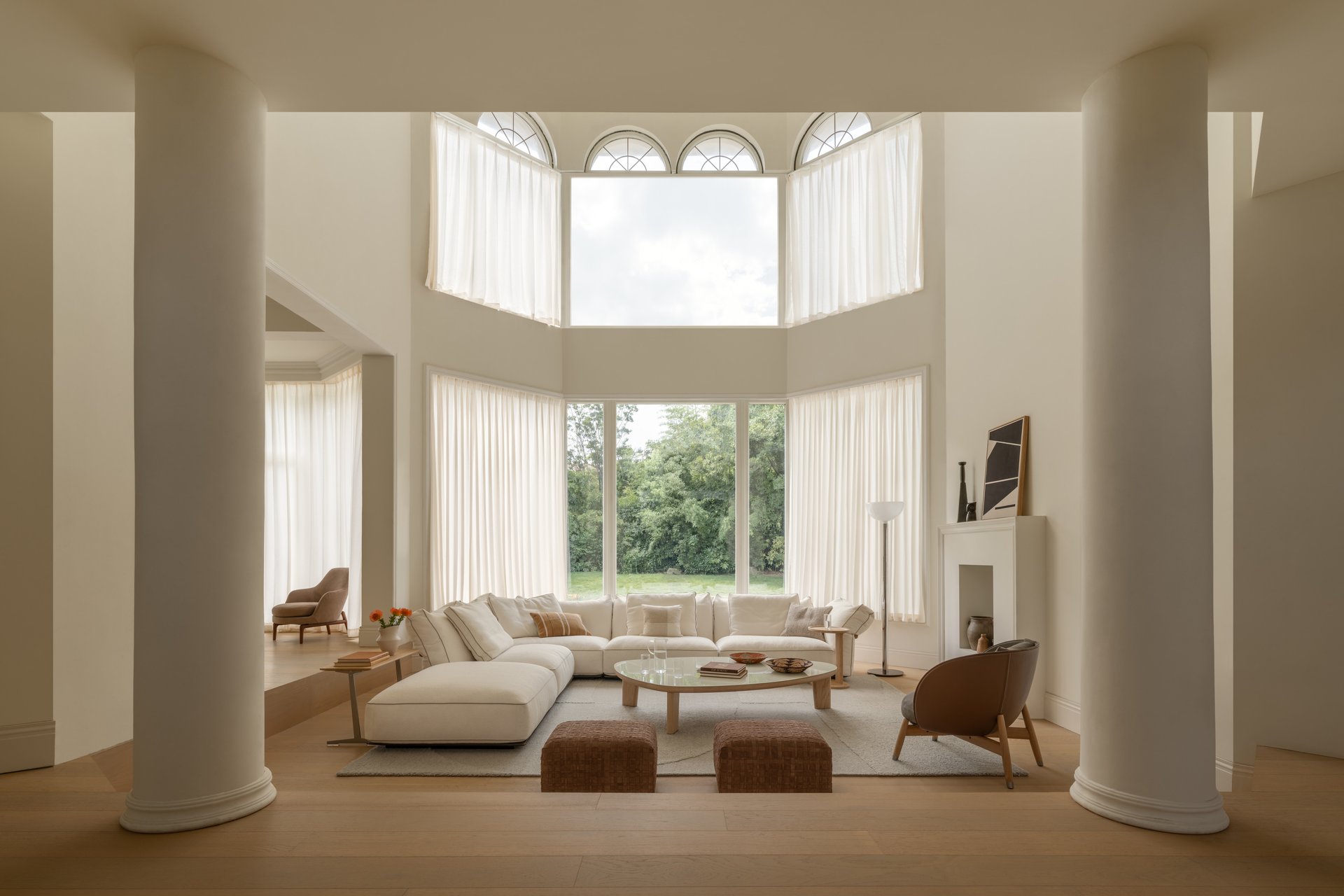 Flexform sofas and furnishings for a Georgian-style villa in Shanghai