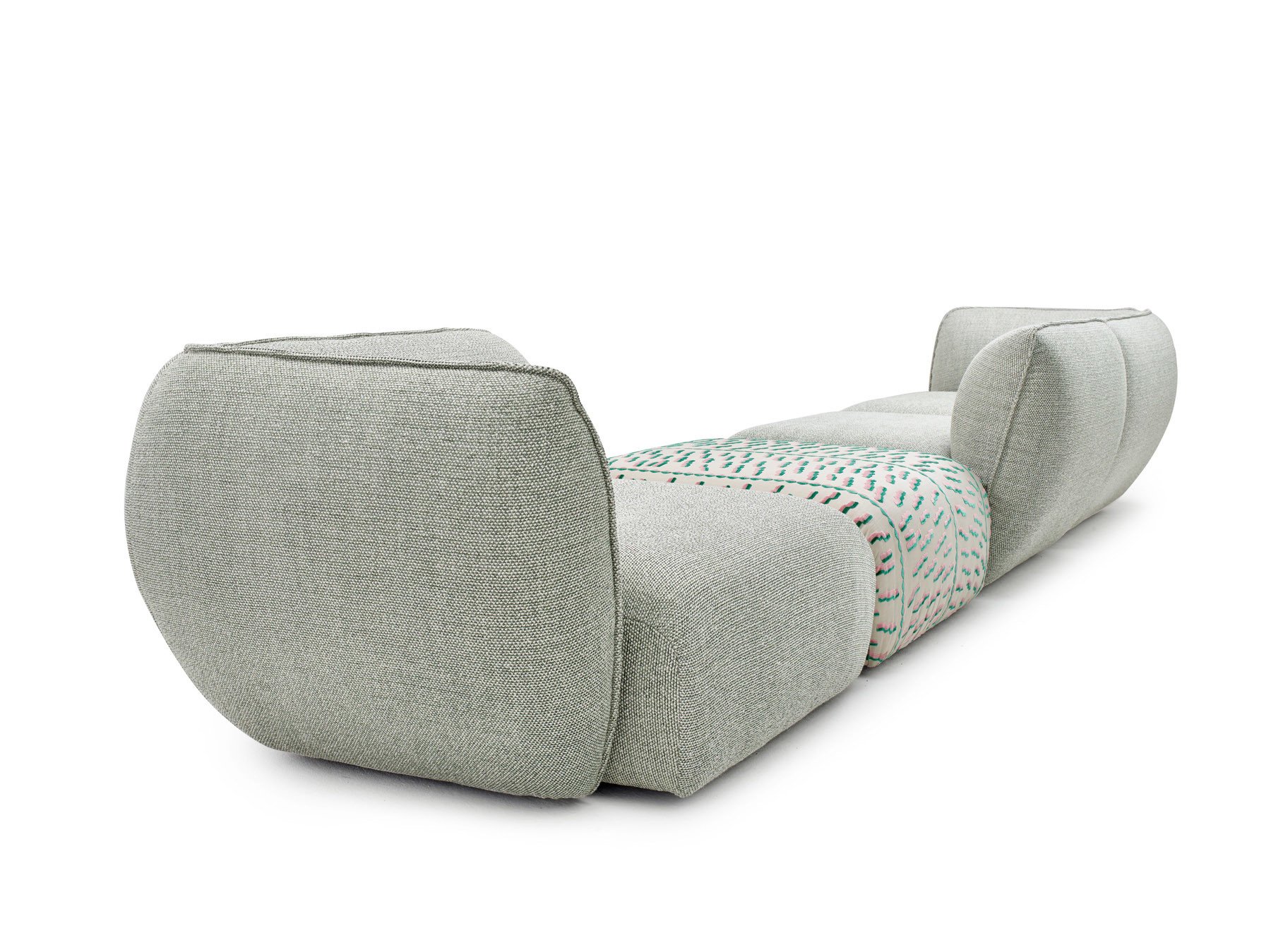 First Mia sofa collection from Freifrau at IMM Cologne 2024