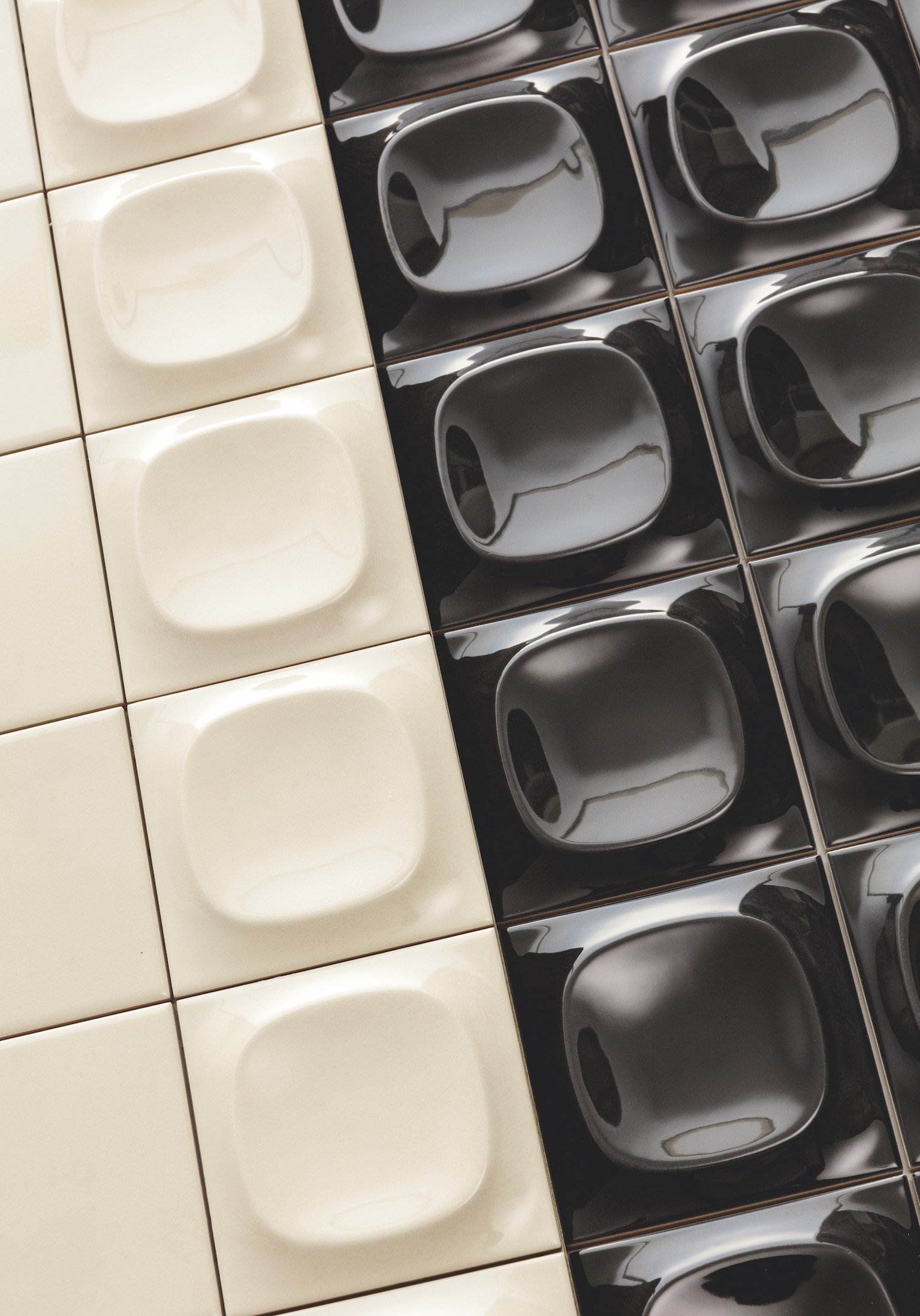 The new colored and three-dimensional Sartoria ceramic tiles