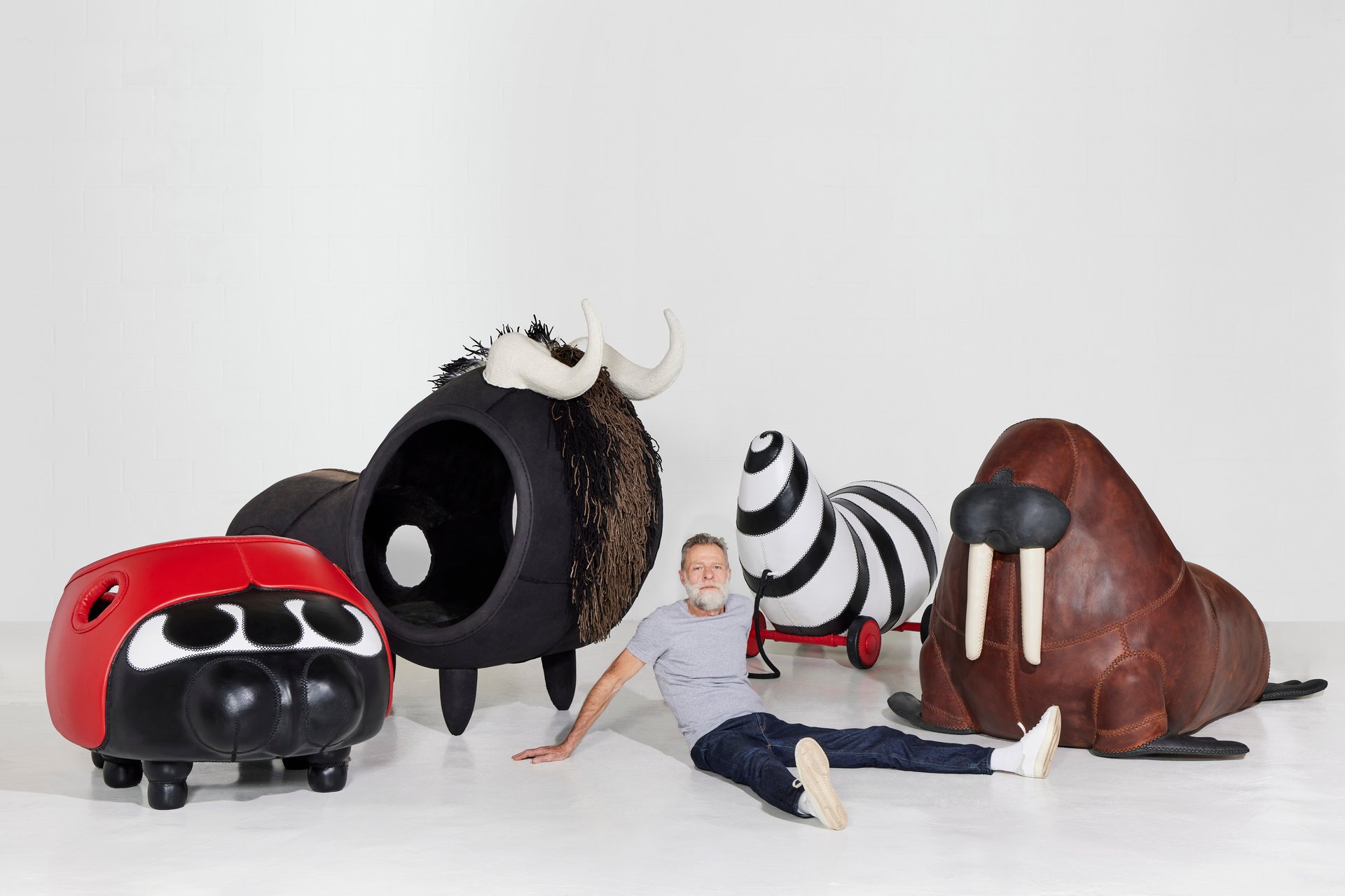 Porky Hefer's Animal Sculptures at Galerie56