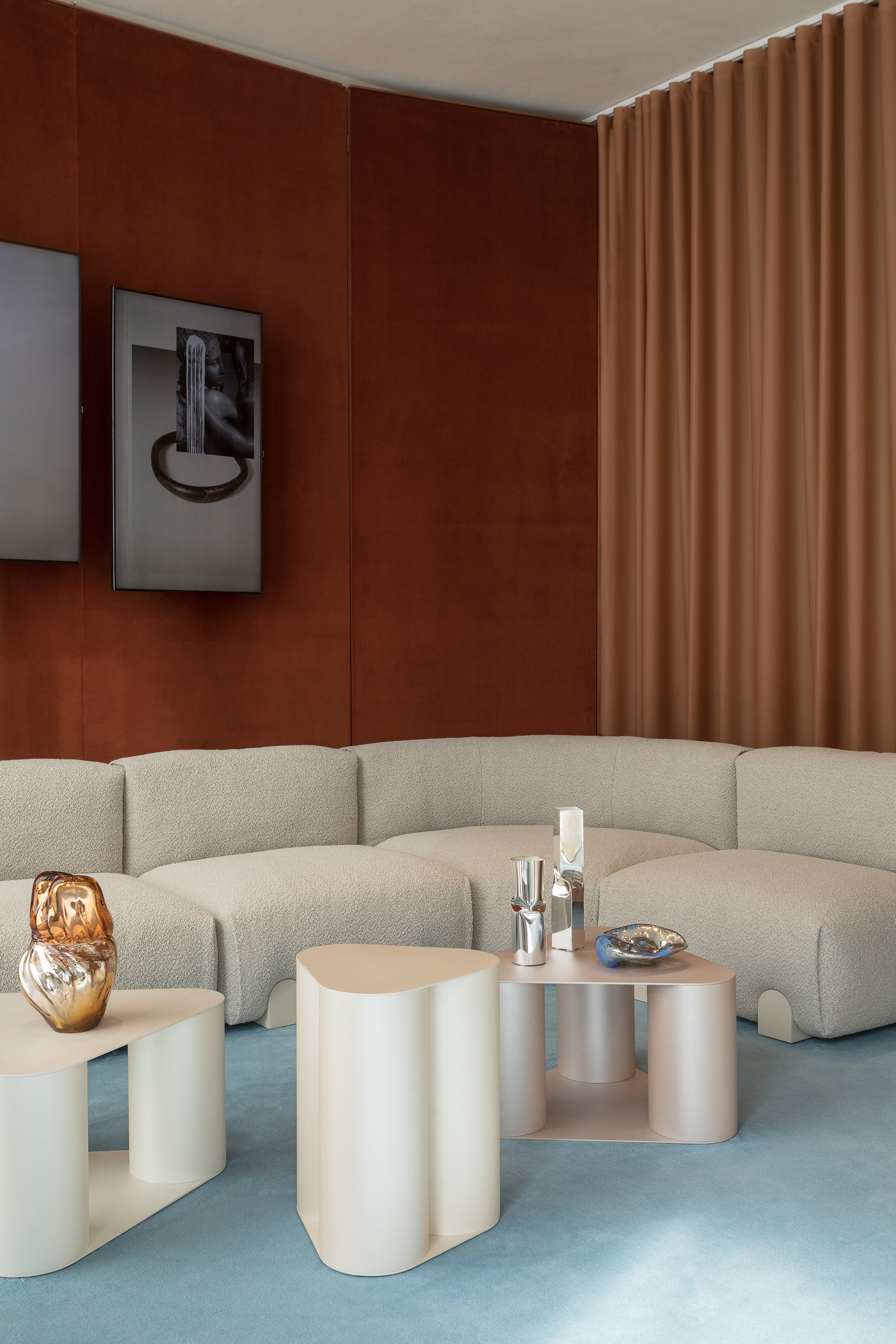 Simposio, the first Saba modular sofa designed by Studiopepe