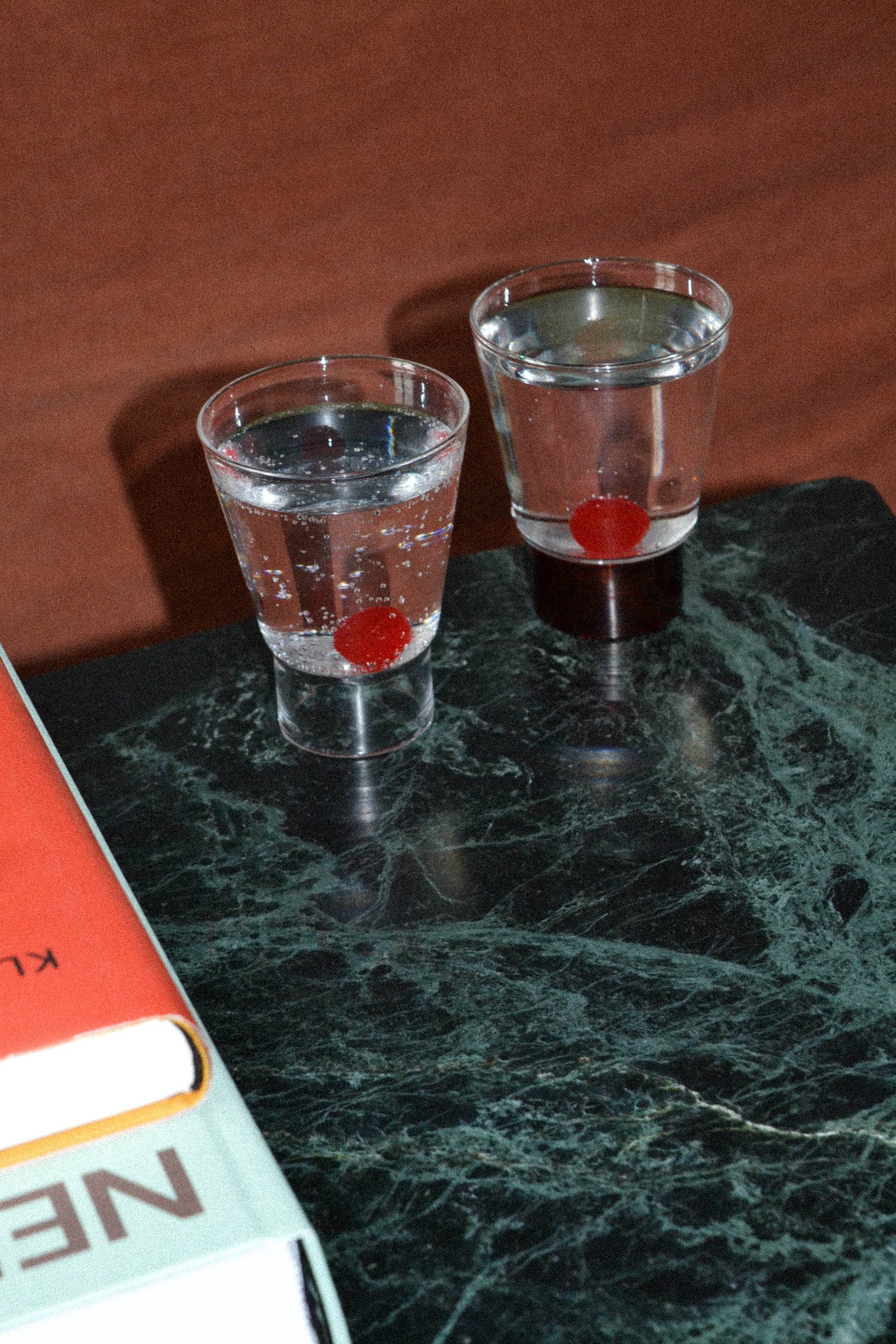 Traga introduces the Podio glass/candleholder