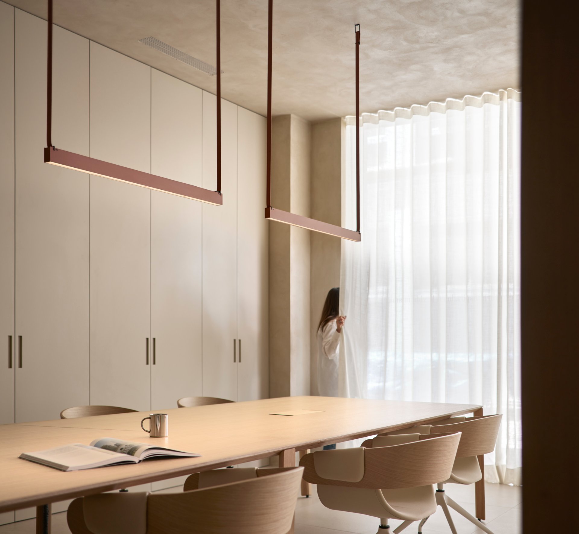 Plusminus lamps by Vibia for the barq estudio headquarters in Valencia