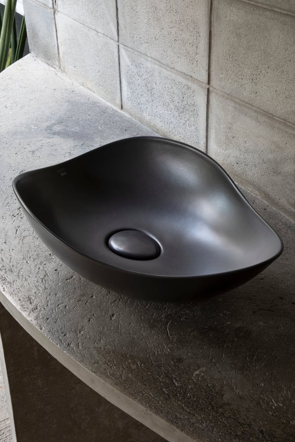 Ohtake, Roca's washbasin collection signed by Ruy Ohtake