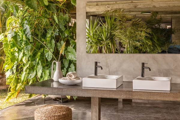 Ohtake, Roca's washbasin collection signed by Ruy Ohtake