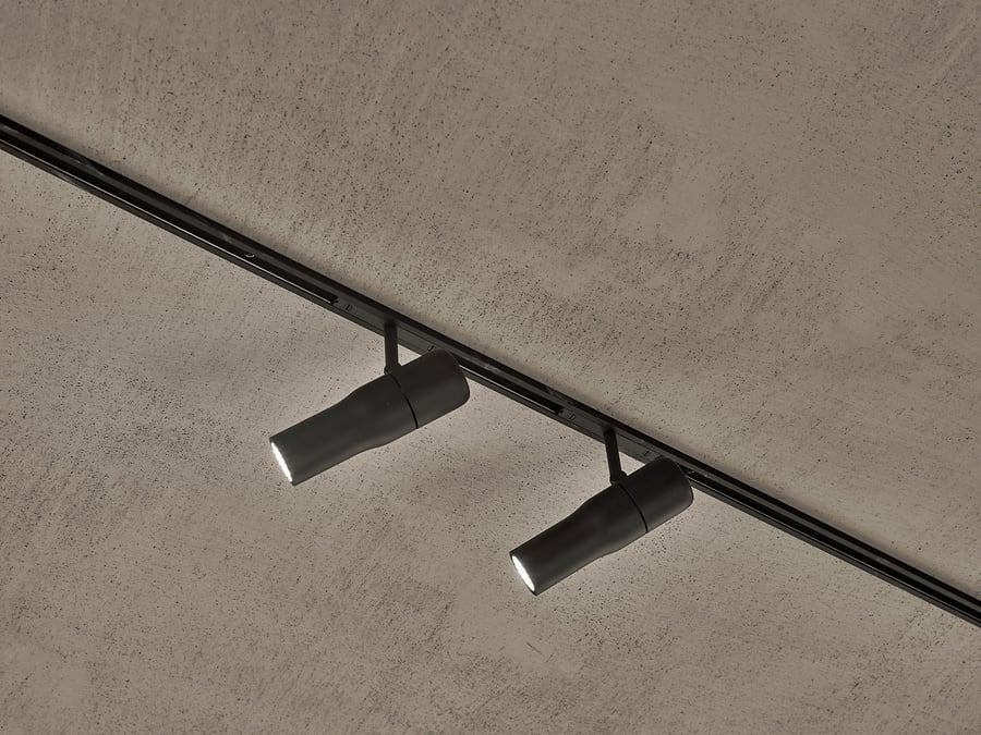 Flos Lights Up the Stage at SFF