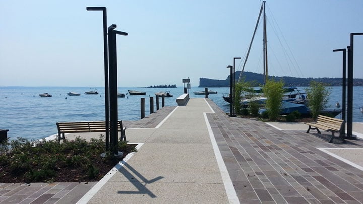 Pavimentazioni per esterni in cls effetto ghiaia LevoFloor Levocell