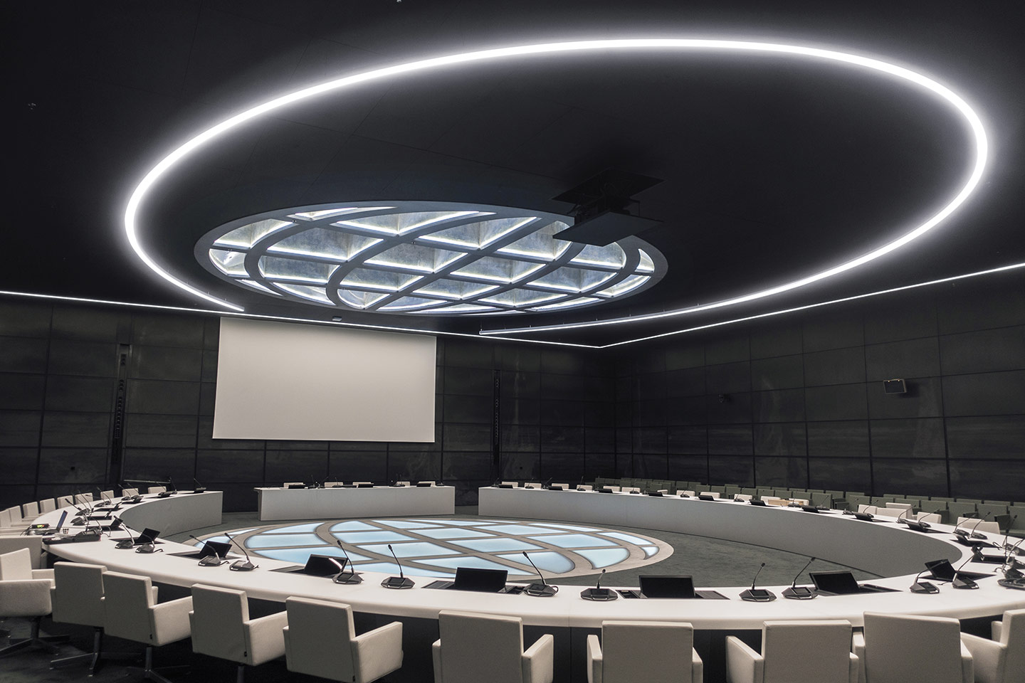 Fluid light: Liquid Line 3D by Lightnet