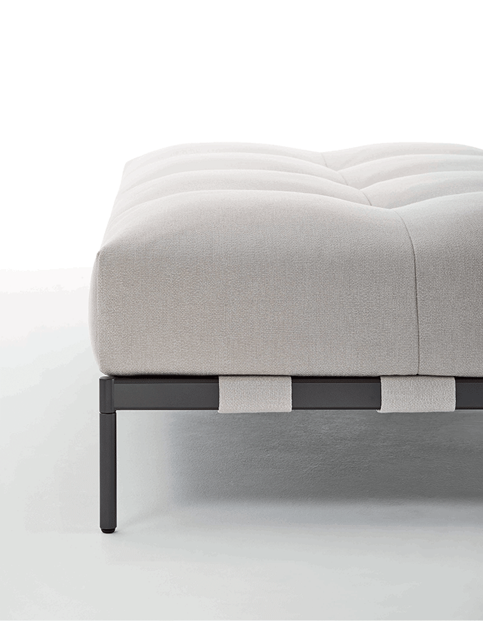 Saba presents Pixel Light, the modular sofa for indoor and outdoor