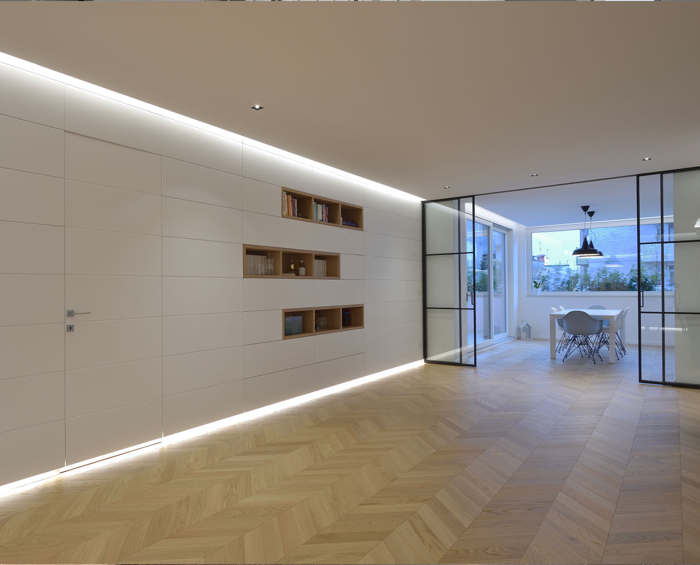 Simple and fast herringbone parquet: Clip Up System by Garbelotto