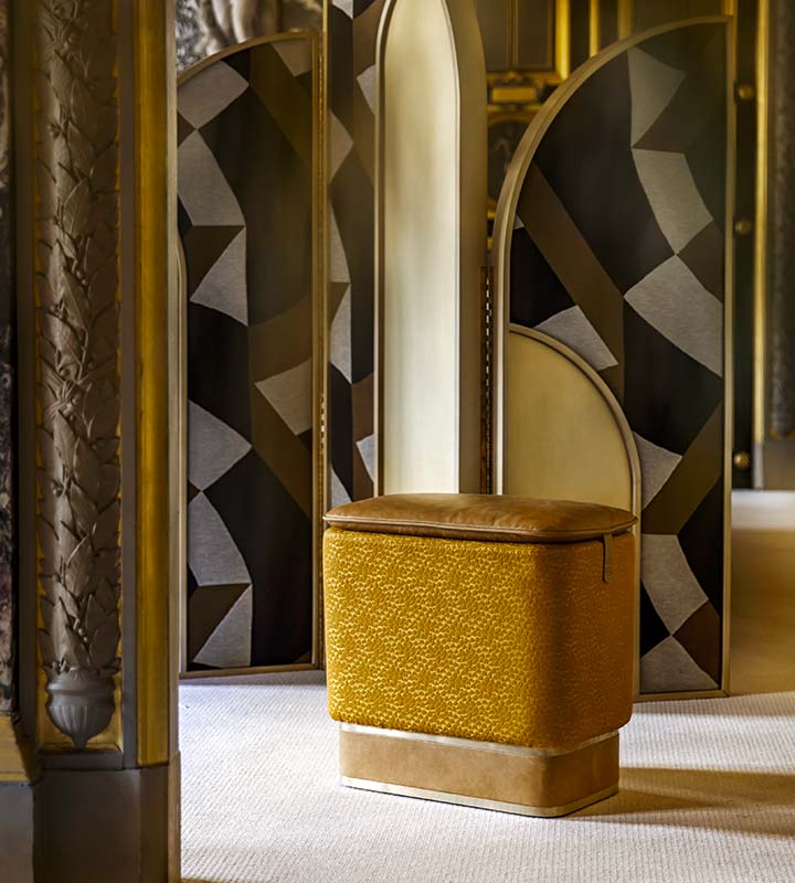 Red Edition furniture in French style: timeless elegance