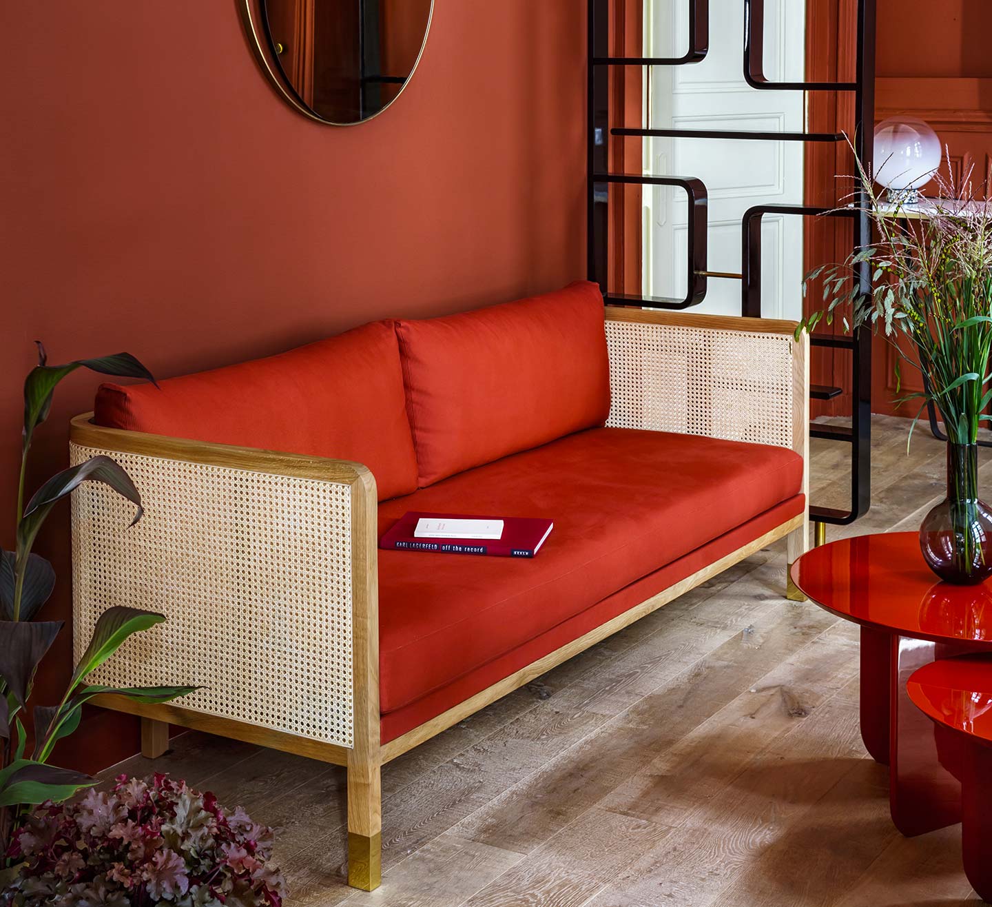 Arredi Red Edition in stile francese: eleganza senza tempo