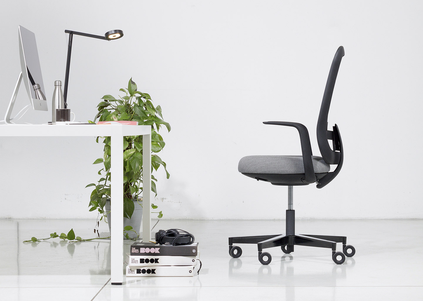 Sitland SKATE: the active chair with an attitude