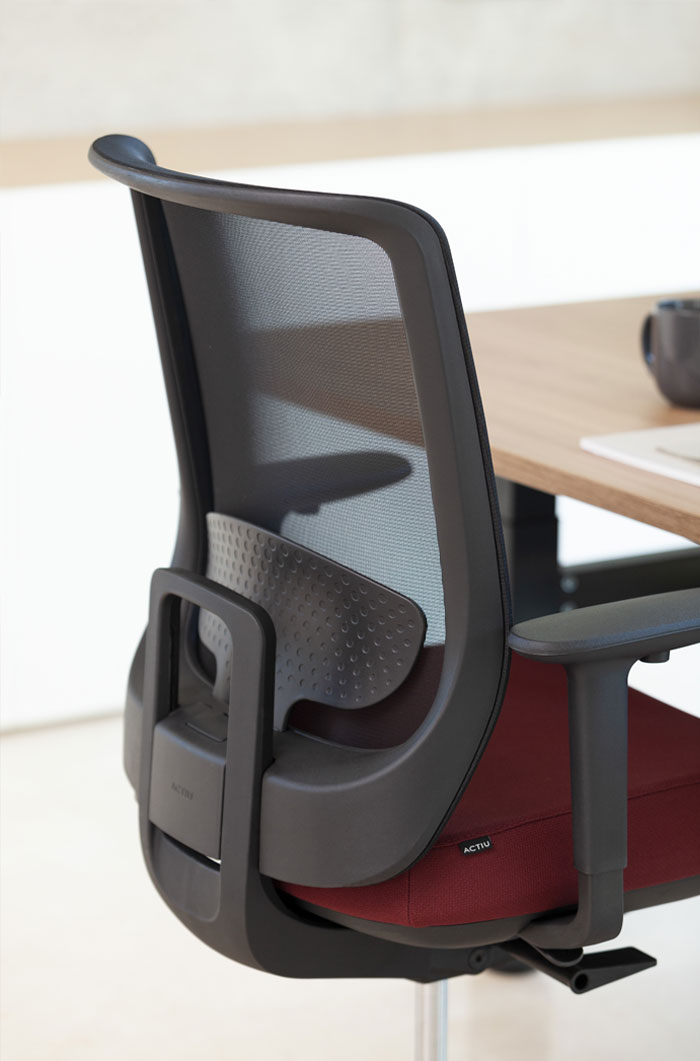 The office chair that takes care of you: TRIM by Actiu