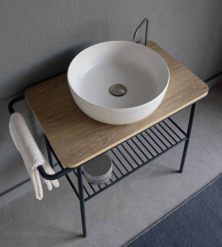 Fuji by Scarabeo Ceramiche: bathroom console essential, clean and versatile