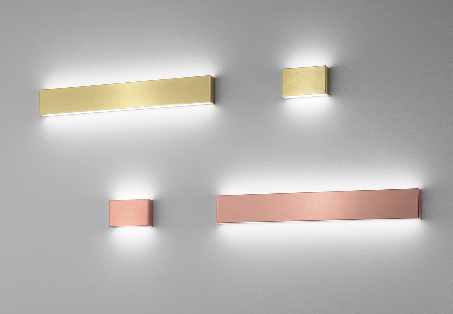 Square shaped wall light with a minimal design: Box by Linea Light