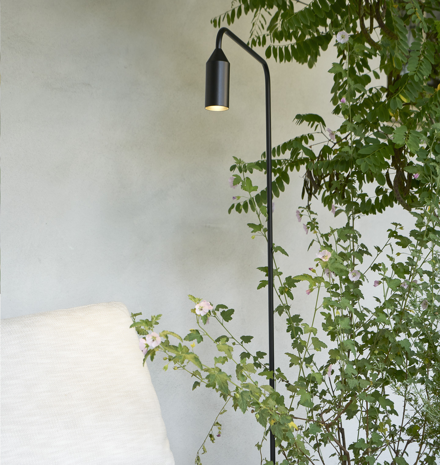 Platek: user friendly lighting for any context