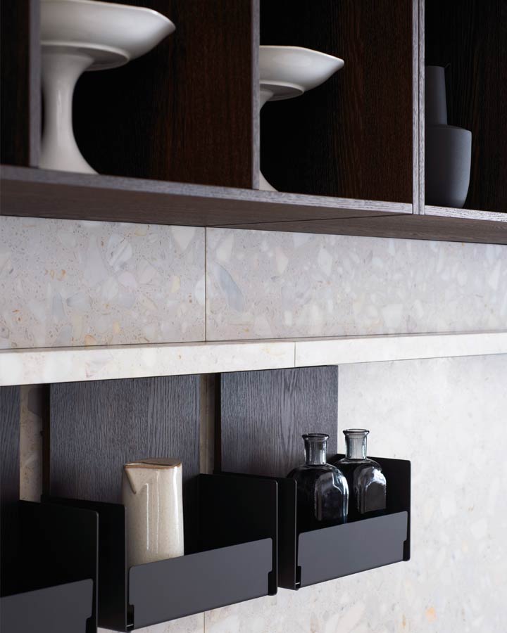 Dressup, the modular wall system to furnish your home by Cesar