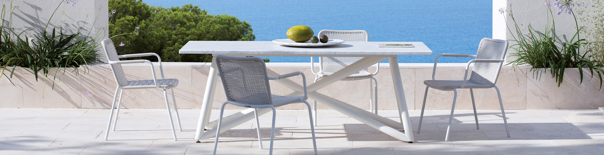 VELTHA®: Marble and natural stone outdoor furniture | Archiproducts