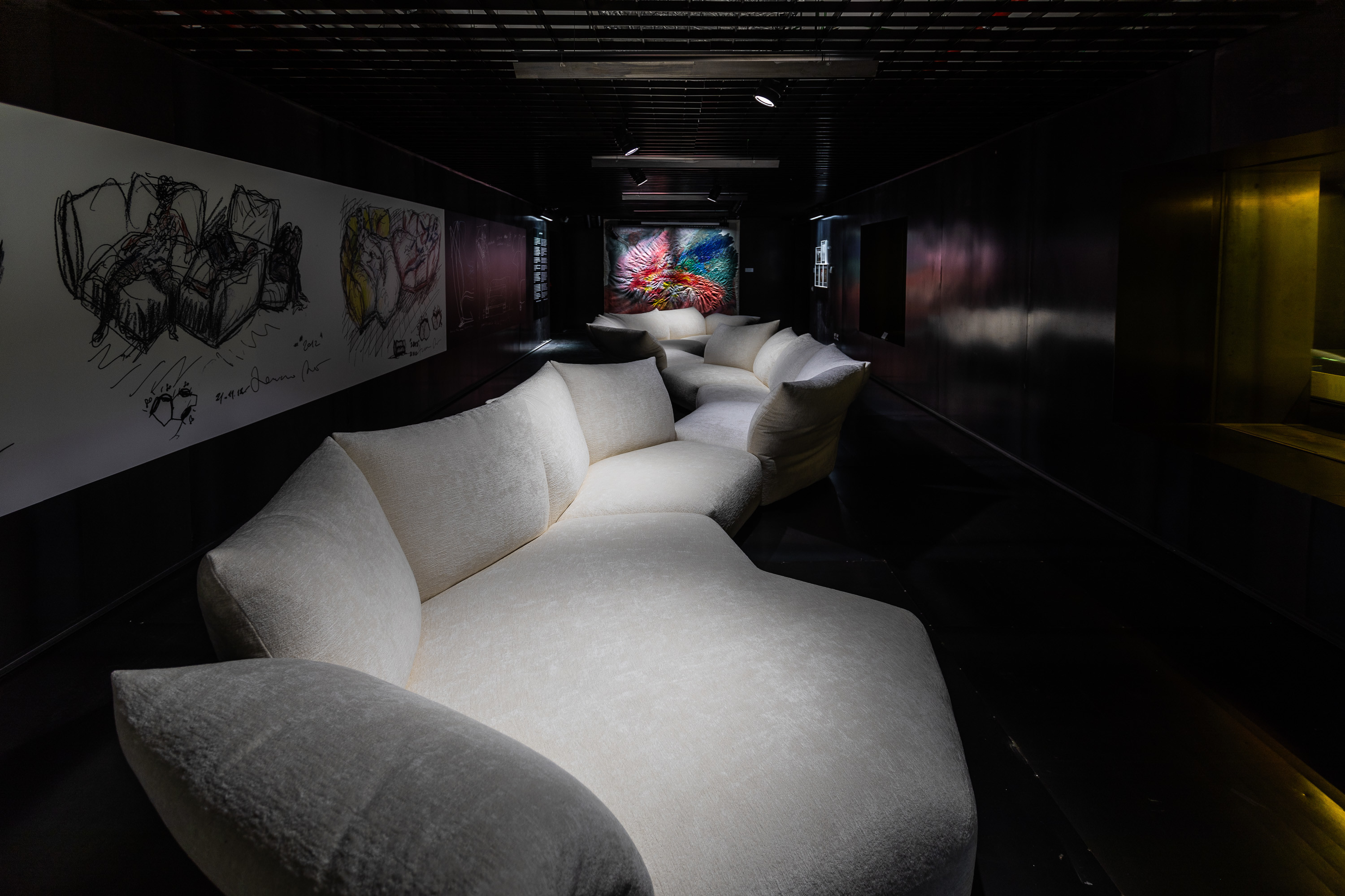 Exhibition "L'attimo prima" by Francesco Binfaré, promoted by Edra, ADI ...