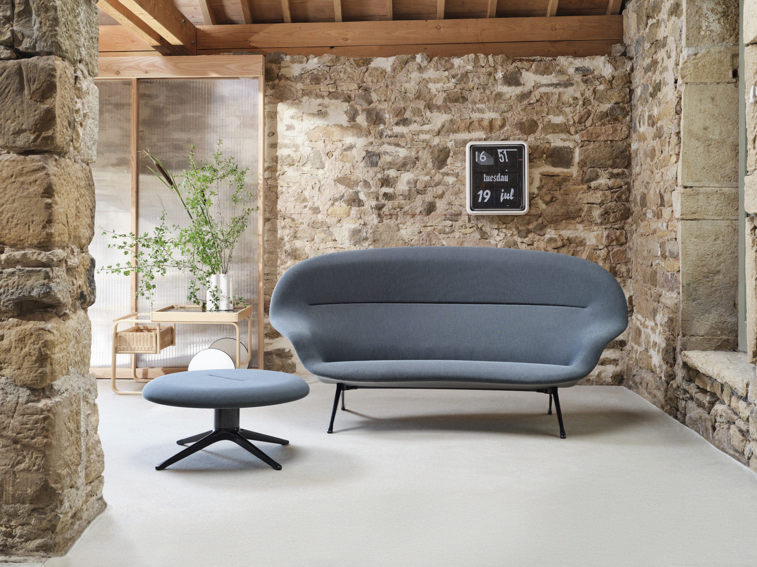 Vitra contract furniture by Ronan & Erwan Bouroullec