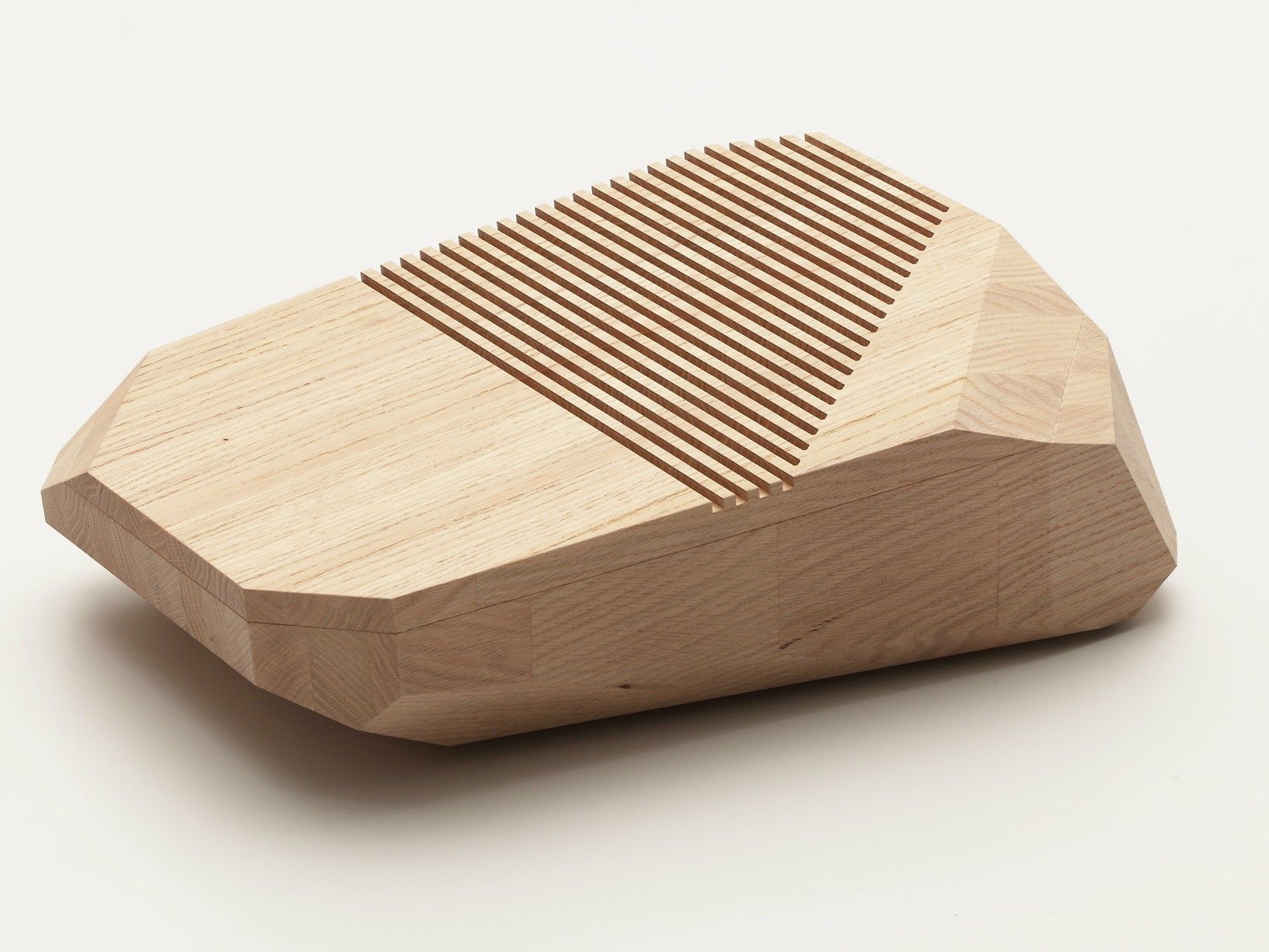 La ComON Design Exhibition premia i giovani designer