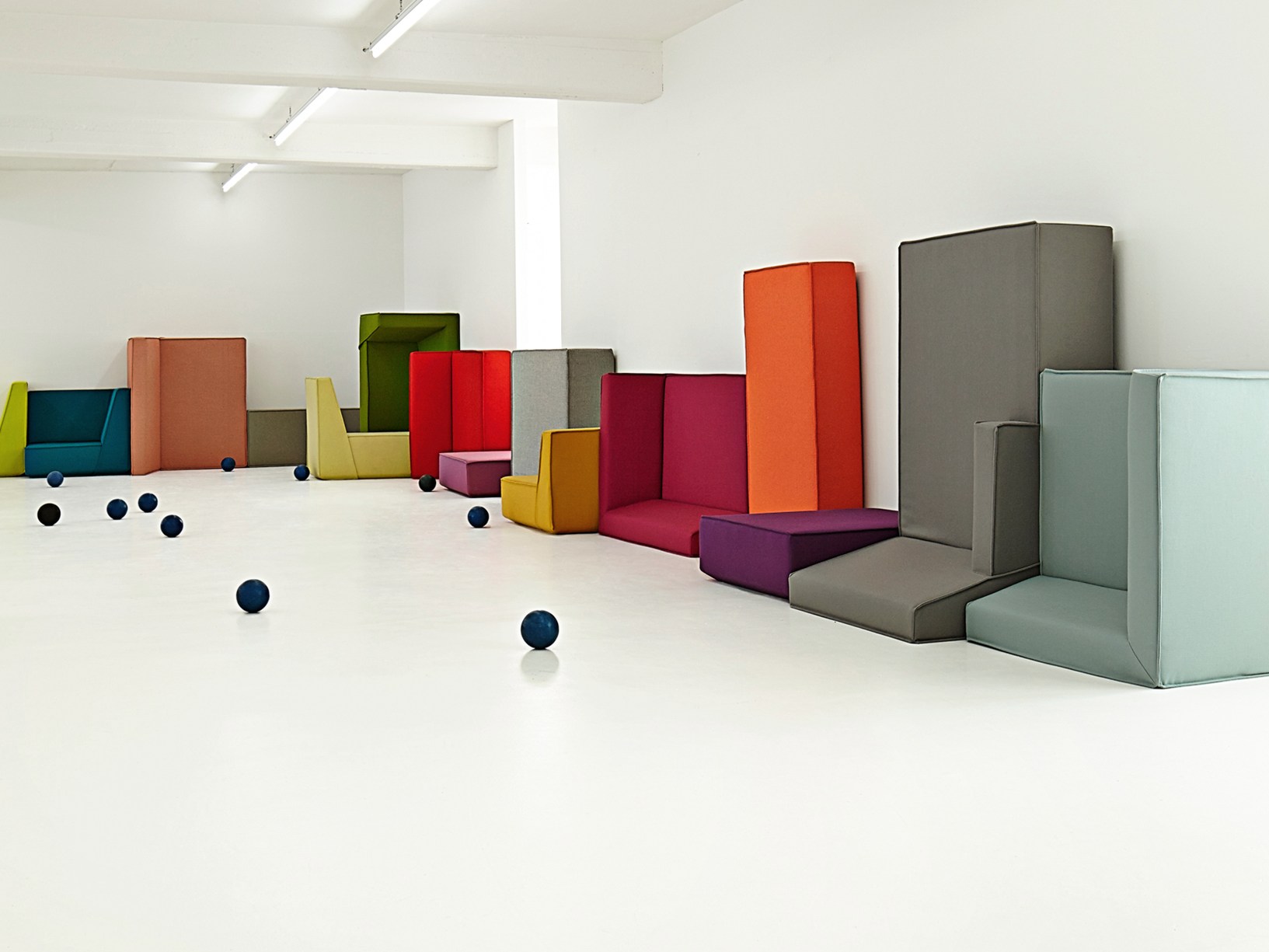 Cubit is launching its new sofa system at Imm Cologne