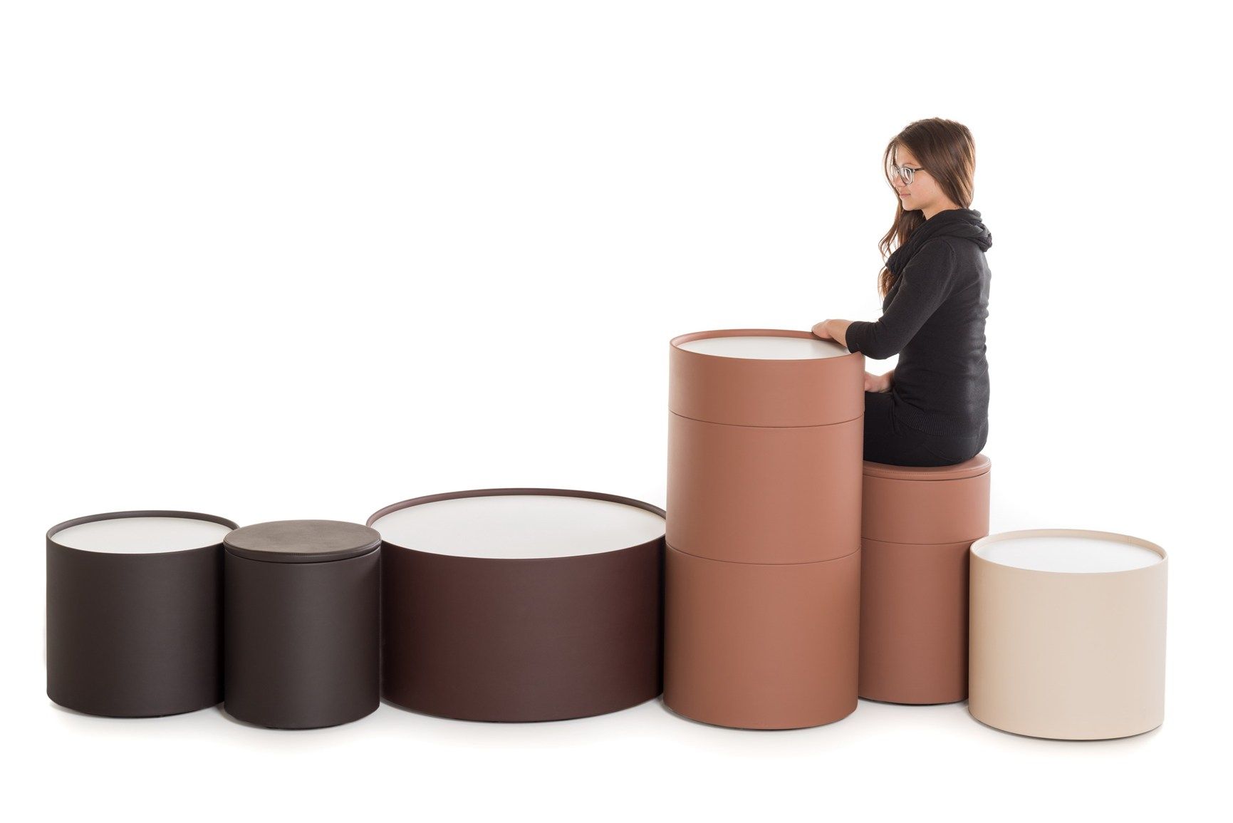 Lina Furniture presents Roundabout