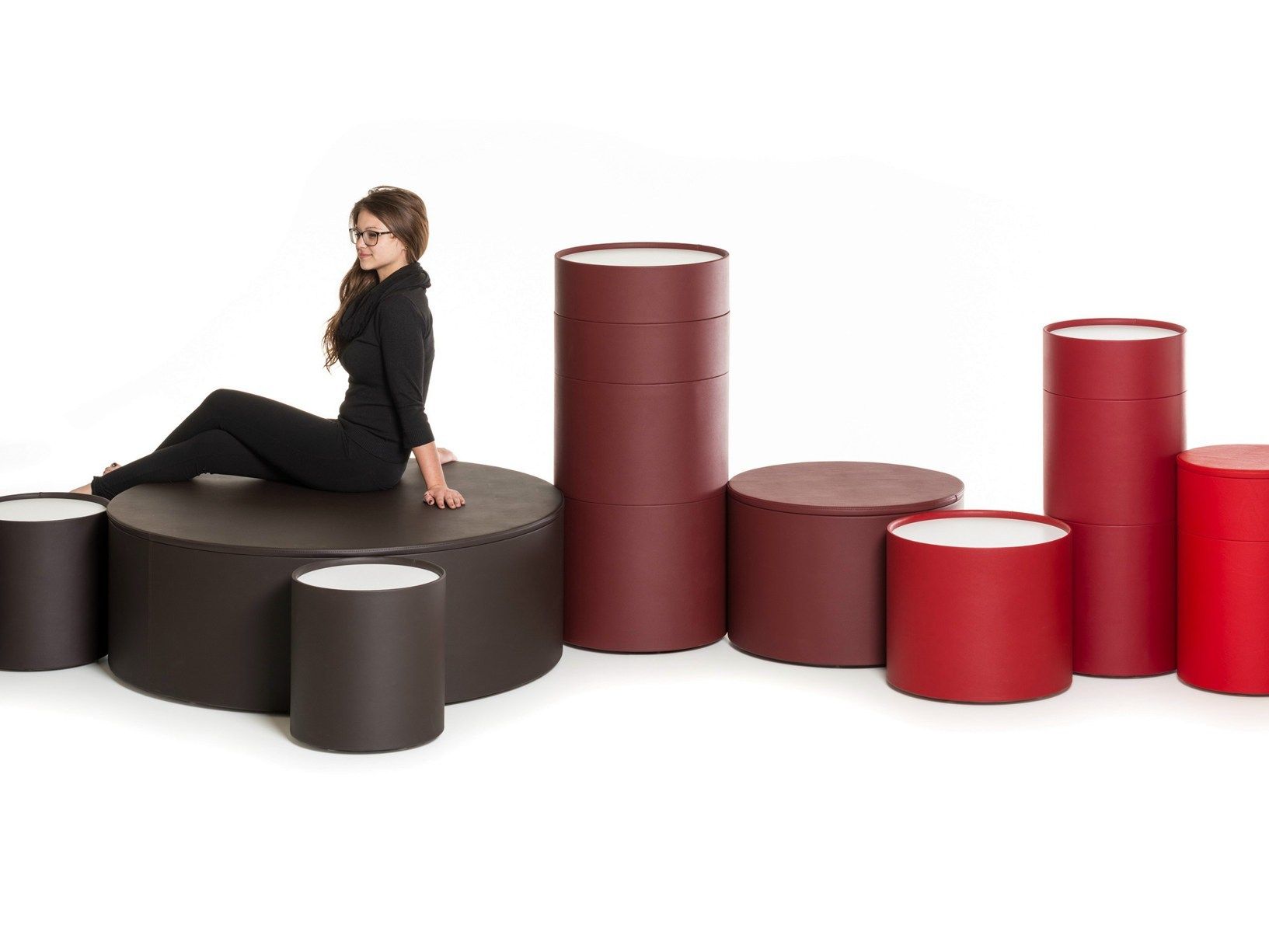 Lina Furniture presents Roundabout