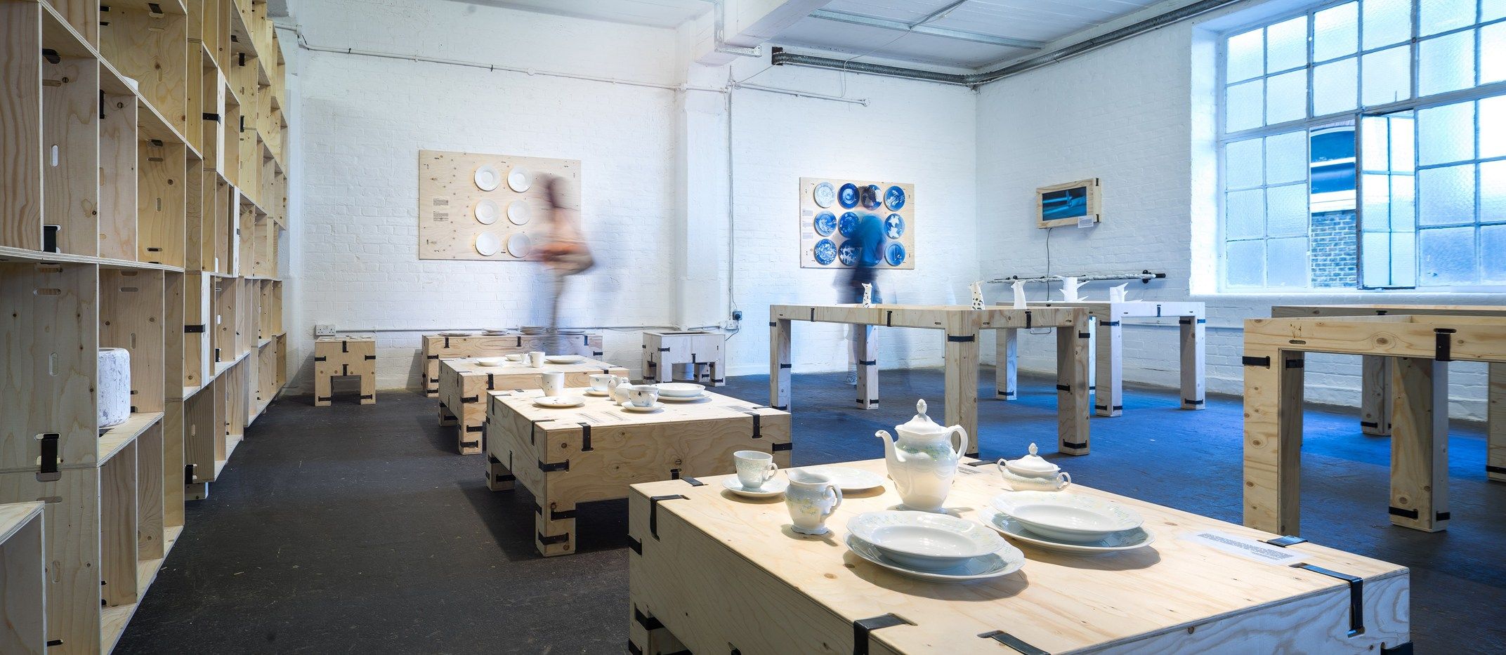 What Goes Behind… Contemporary Polish Ceramic Design