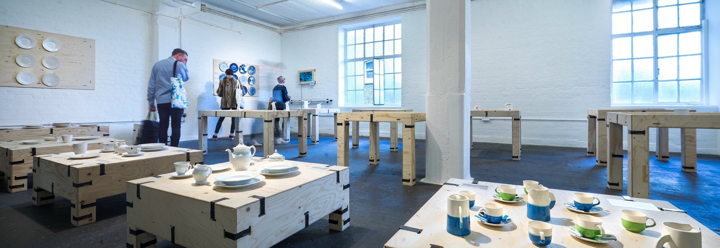 What Goes Behind… Contemporary Polish Ceramic Design